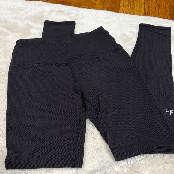 ALO Yoga | Pants & Jumpsuits | Alo Black Leggings Waffle Pattern | Poshmark